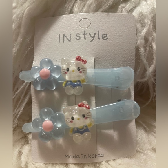 Sanrio | Accessories | New Hello Kitty Hair Clips One Size So Adorable ...